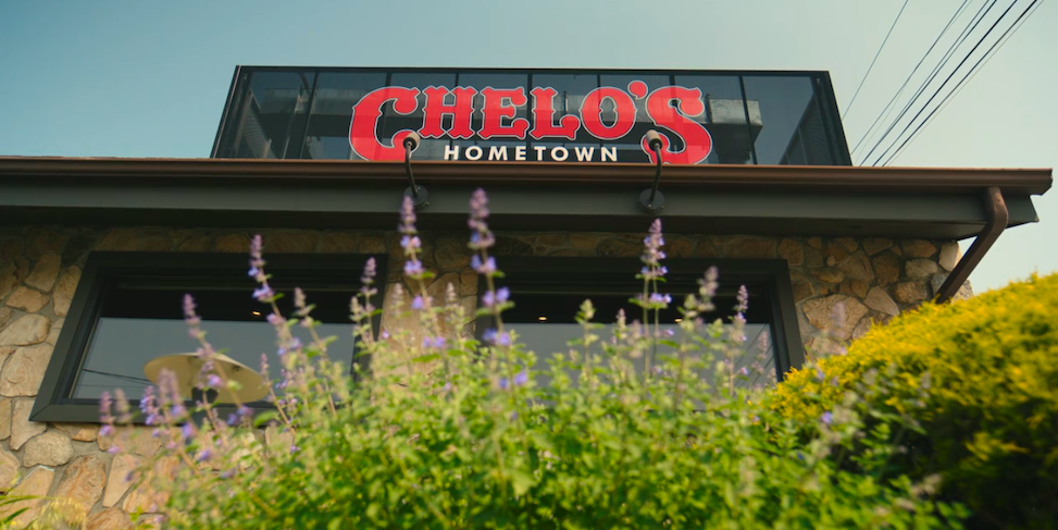 Ricky Stanicky: Is Chelo’s Hometown a Real Diner? Is The Royston an ...