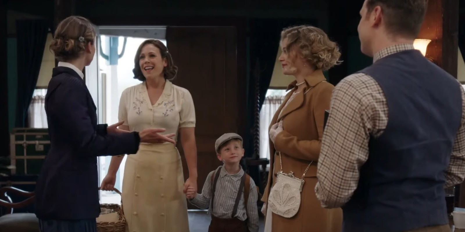 When Calls the Heart: Who is Ava? Who Plays Her? Why Does She Arrive in ...