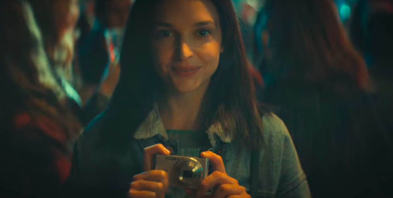 Just One Look Ending, Explained: Who Planted the Photo?