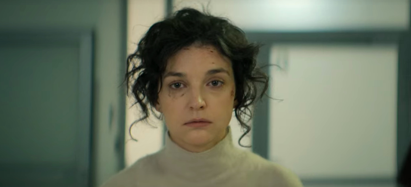 Just One Look Ending, Explained: Who Planted the Photo?