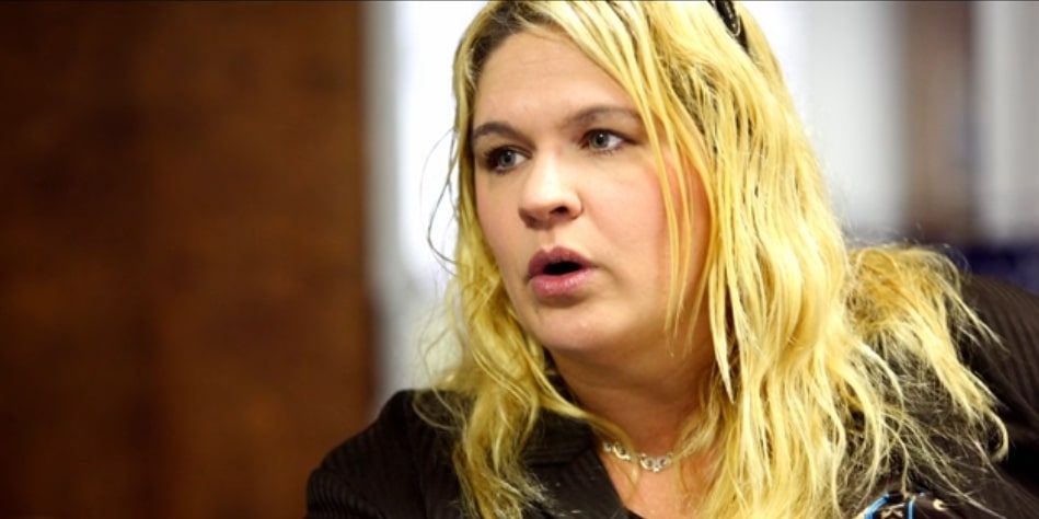 Dorice “Dee Dee” Moore: Where is Abraham Shakespeare's Killer Today?