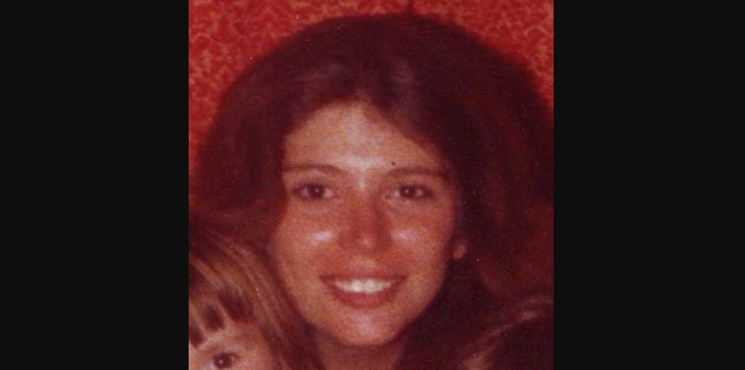 Mary Reiner: Who Was the Tylenol Victim? How Was She Killed?