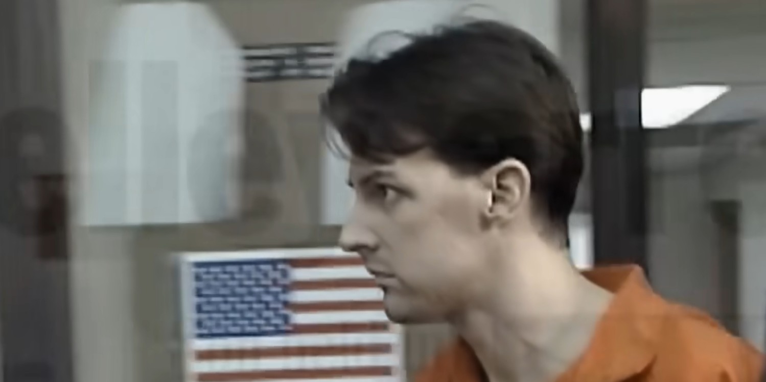 Robert Jeffrey Pelley: Where is the Family Killer Today?