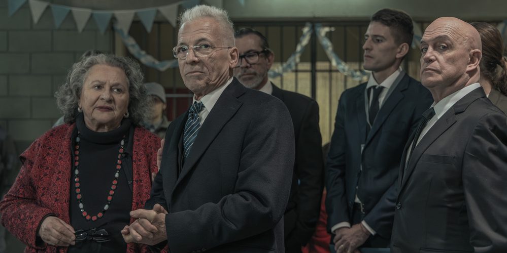 In The Mud Ending Explained: Who Killed Amparo?
