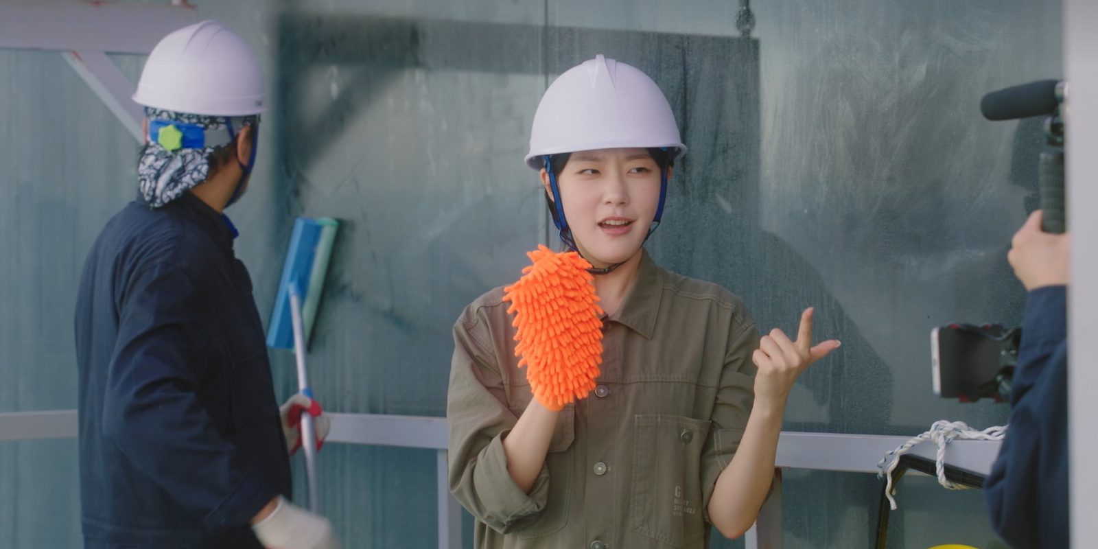 Sold Out on You Episode 1 and 2 Recap: Does Dam Ye-jin Befriend Mechuri?